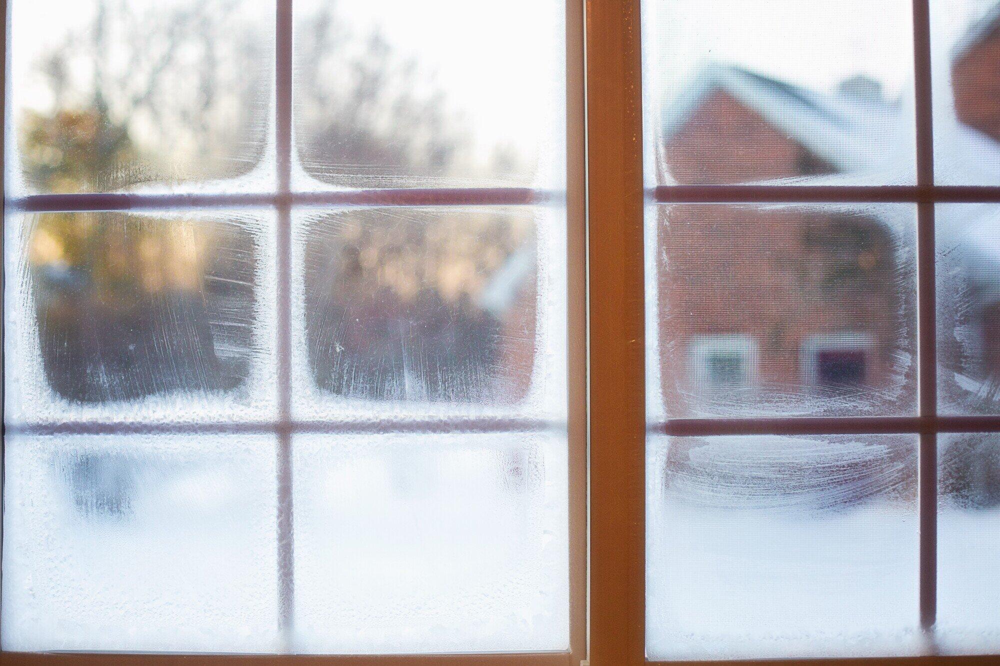 Fog, Condensation, and How to Fix Window Seal Leaks